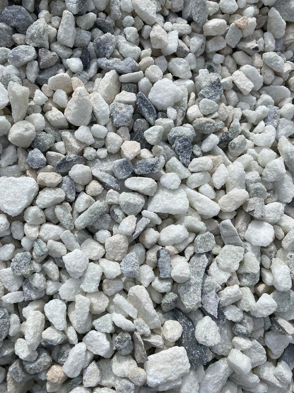 Decorative Rocks - Diggers Landscape Supplies - Mackay